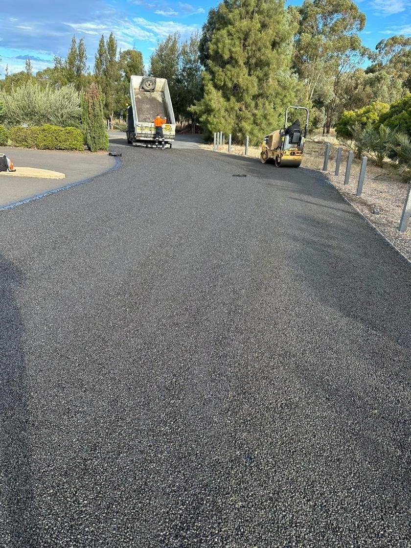 Asphalt & Bitumen Driveway Sydney, NSW - Direct Road Surfacing PTY LTD